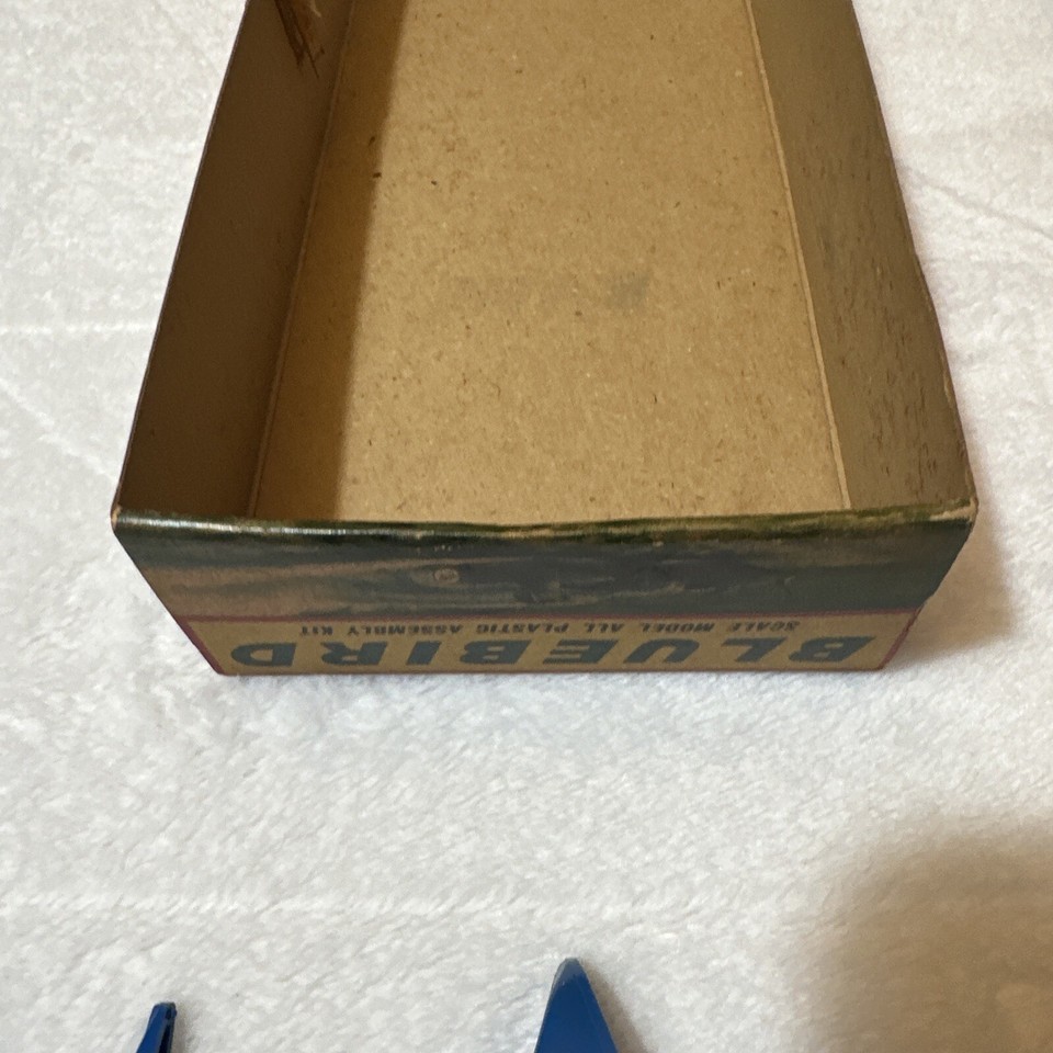 Merit Plastic Model Kit Donald Campbell's Bluebird K7 Jet Boat Complete ...