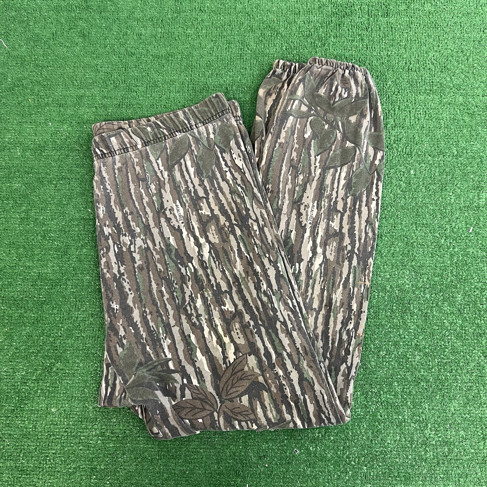 Vintage 90s Realtree Hardwoods Classic Faded Camo Swe… - Gem