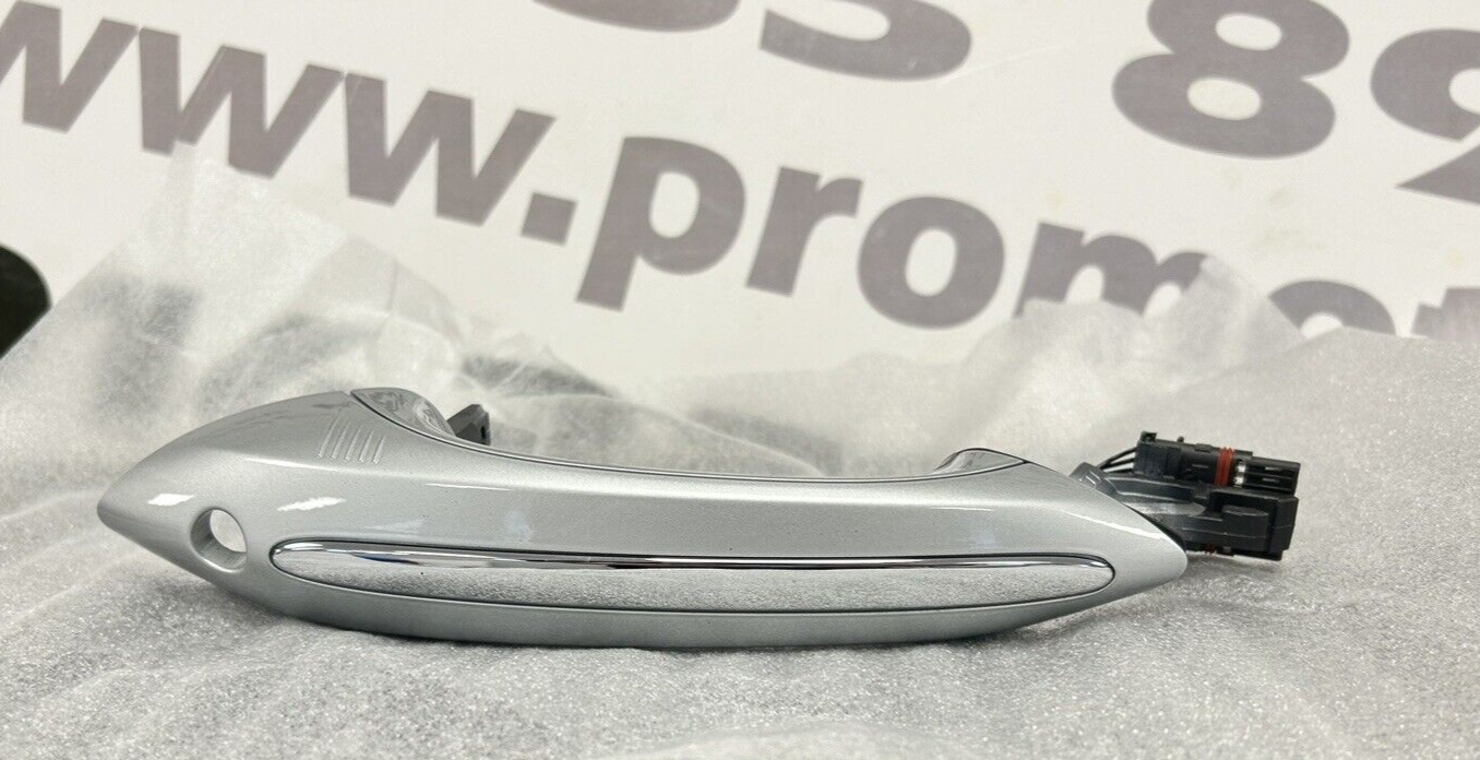 Genuine BMW 3', X1, X5, X6 Series Door Handle - 51217207566 | eBay