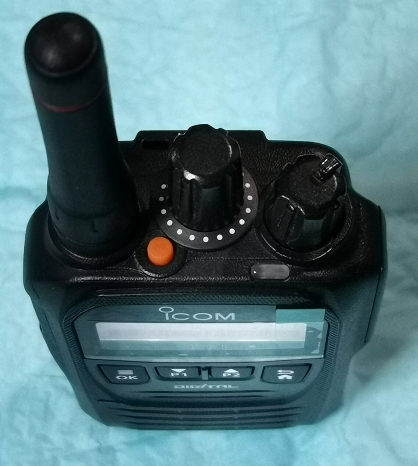 ICOM IC-F62D Analog & Digital UHF 450-512 MHz 4W 512 Channels with ...