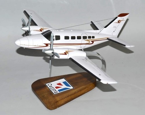 Cessna 441 Conquest Twin Engine Desk Top Display Private Model 1/32 SC ...