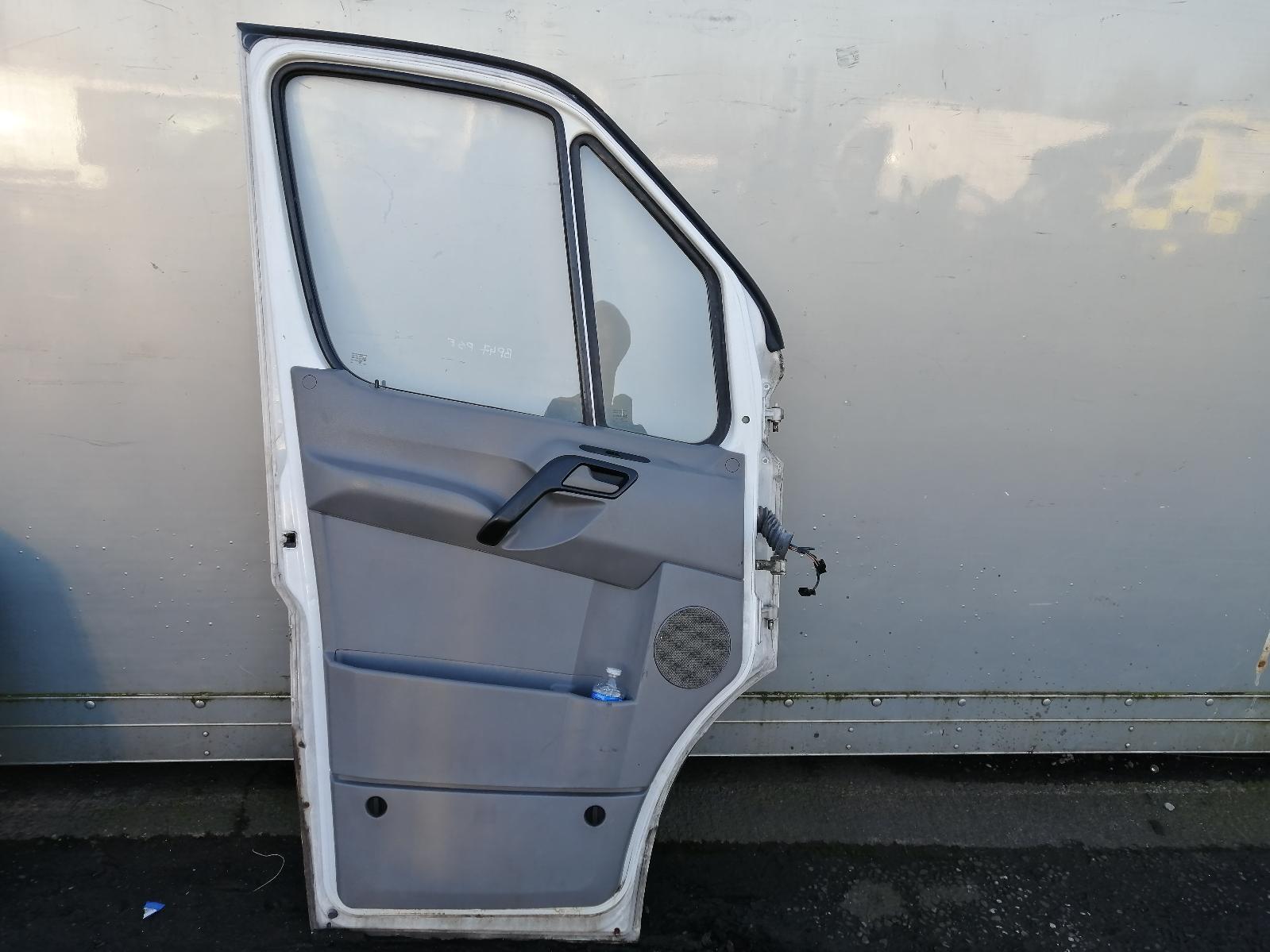 MERCEDES SPRINTER FRONT DOOR PASSENGER SIDE A9067200005 W906 07 -17 ...
