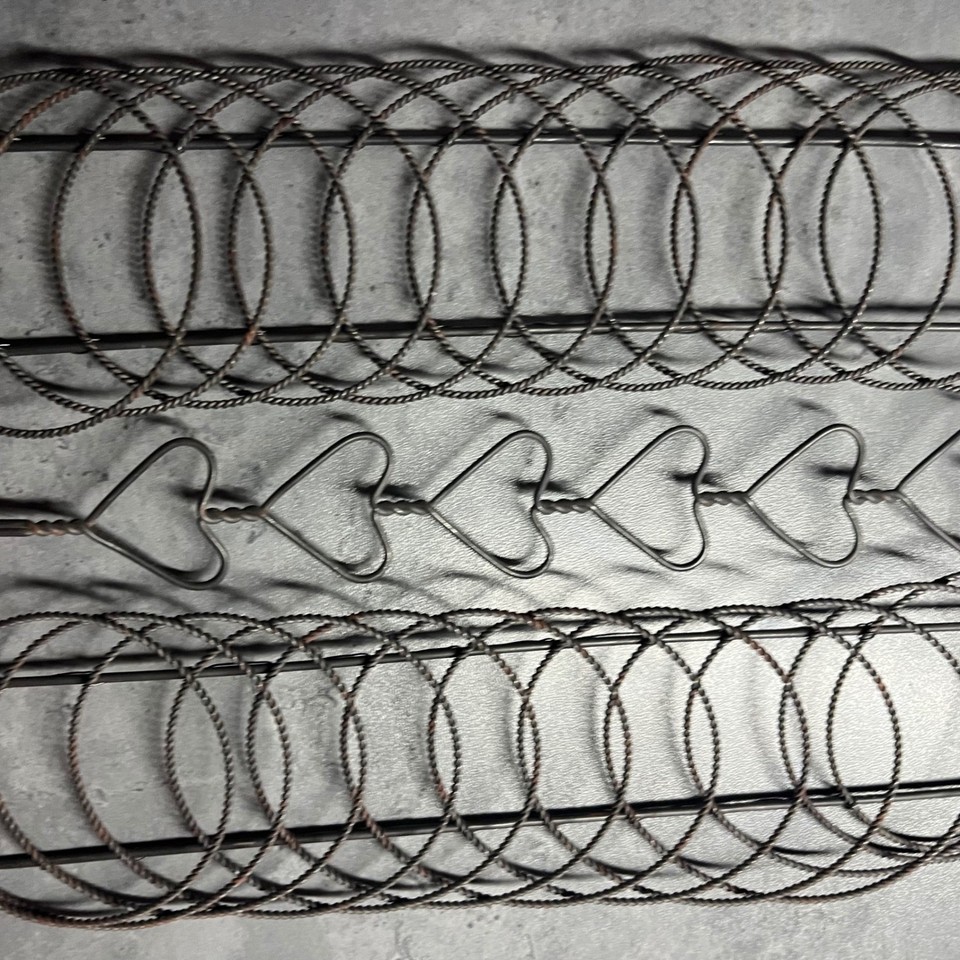 Vintage Wire Scroll Heart Magazine Rack Holder Display Shelf Organizer ...