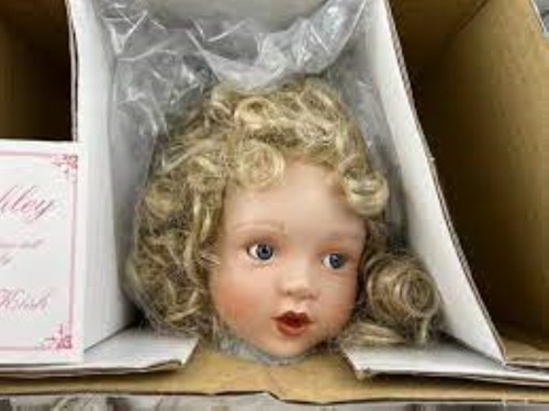 Porcelain Doll - Vintage Collectible Ashley - designed By Artist Helen ...