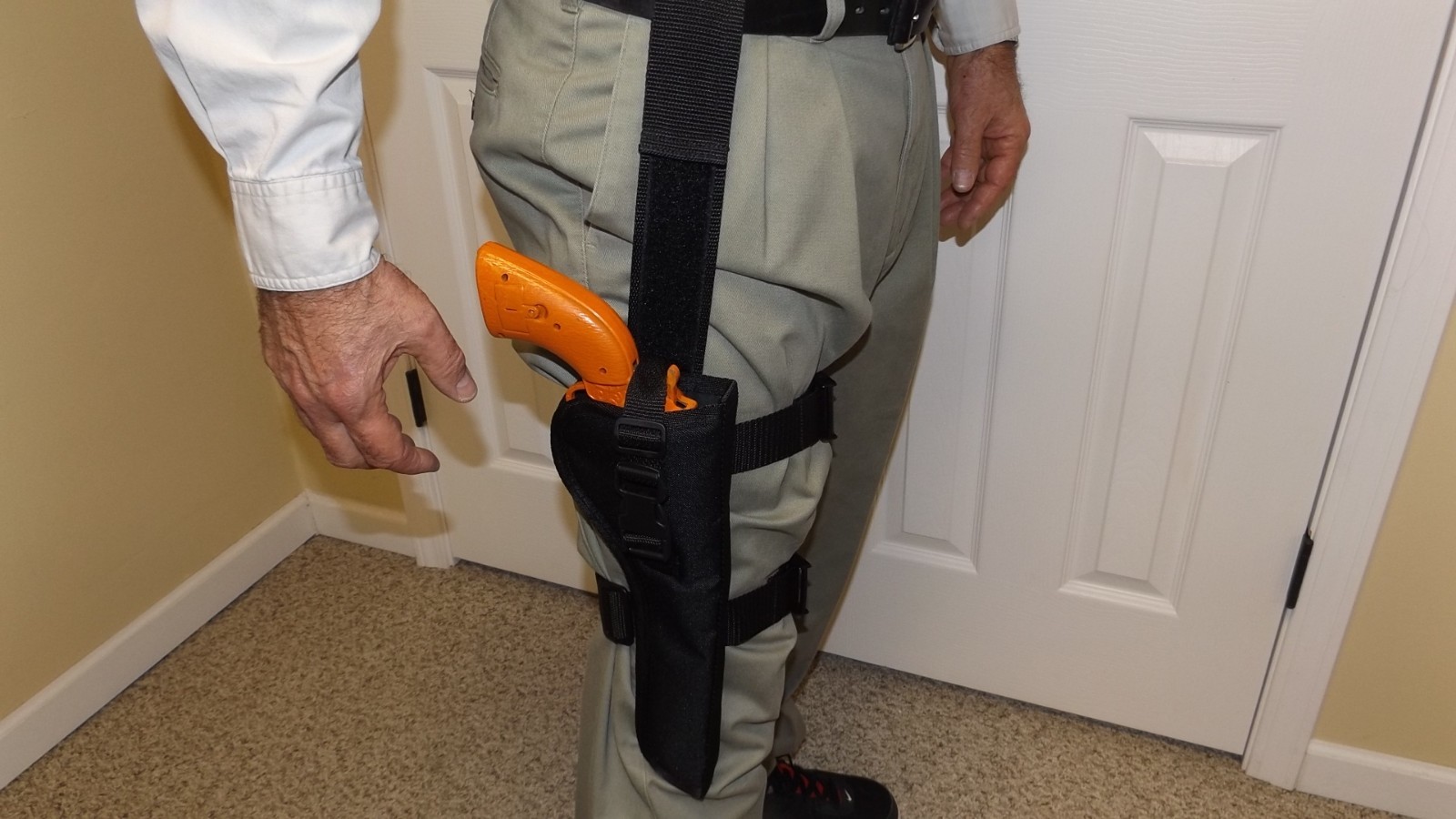 RIGHT Hand Draw Drop Leg Tactical Thigh Holster TAURUS RAGING BULL 6-1/ ...