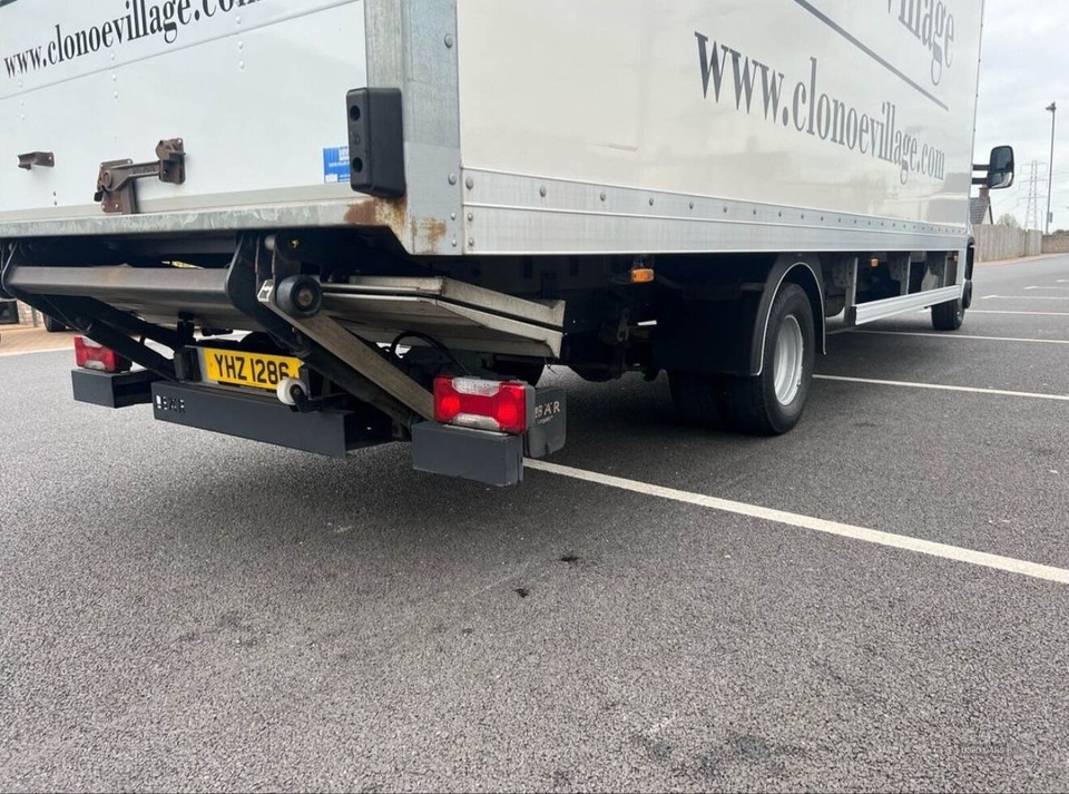IVECO DAILY 70C18 CURTAINSIDER LUTON BOX VAN LORRY CURTAIN SIDE BODY ...
