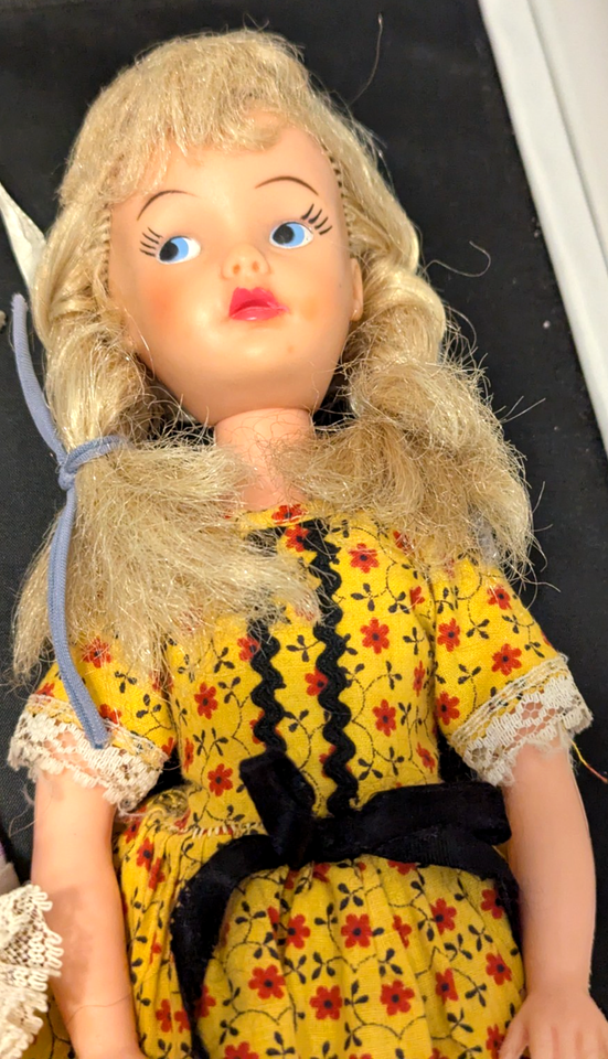 Lot of 2 1964 Kelloggs Unique CALICO LASSIE Elly May Clampett Doll ...