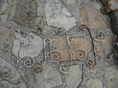 4 RUSTY OLD CHIPPY WHITE PAINT WROUGHT IRON CURLY KEW GARDEN WALL ...