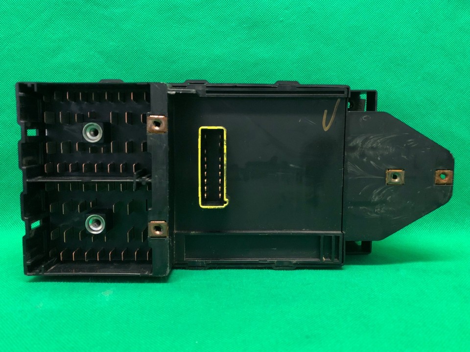 97 FORD F250 F150 TRUCK DASH INTERIOR FUSE BOX RELAY FUSEBOX F65B ...