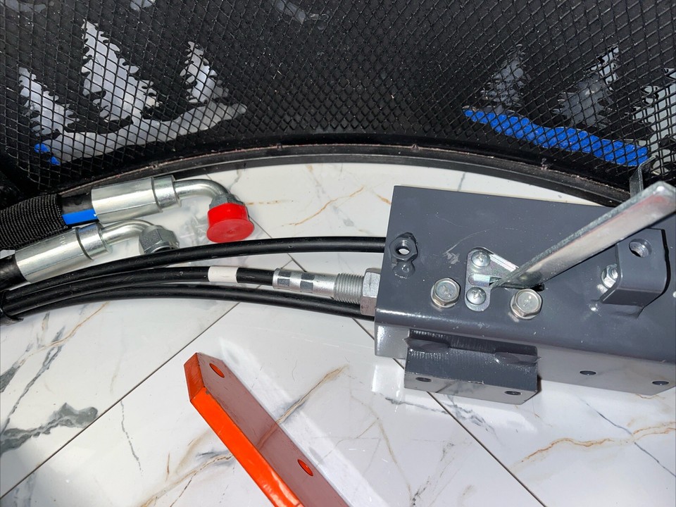 Kubota KIT- M1827 Joystick Control Valve Kit M7998 | M1827