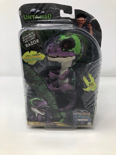 Fingerlings WowWee Fingerlings Untamed Raptor Razor Purple Interactive ...