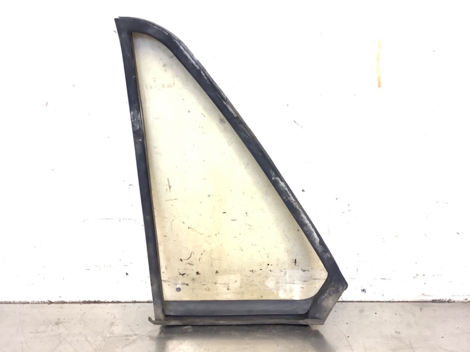 86-90 Legend 4Dr Sedan Right Rear Door Quarter Vent Glass Triangle ...