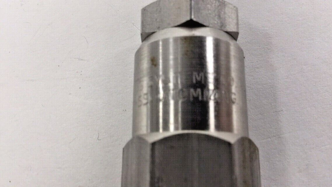 Spraying Systems 1/4LNN-SS Atomizing Stainless Nozzle 1/4" NPT Capacity ...