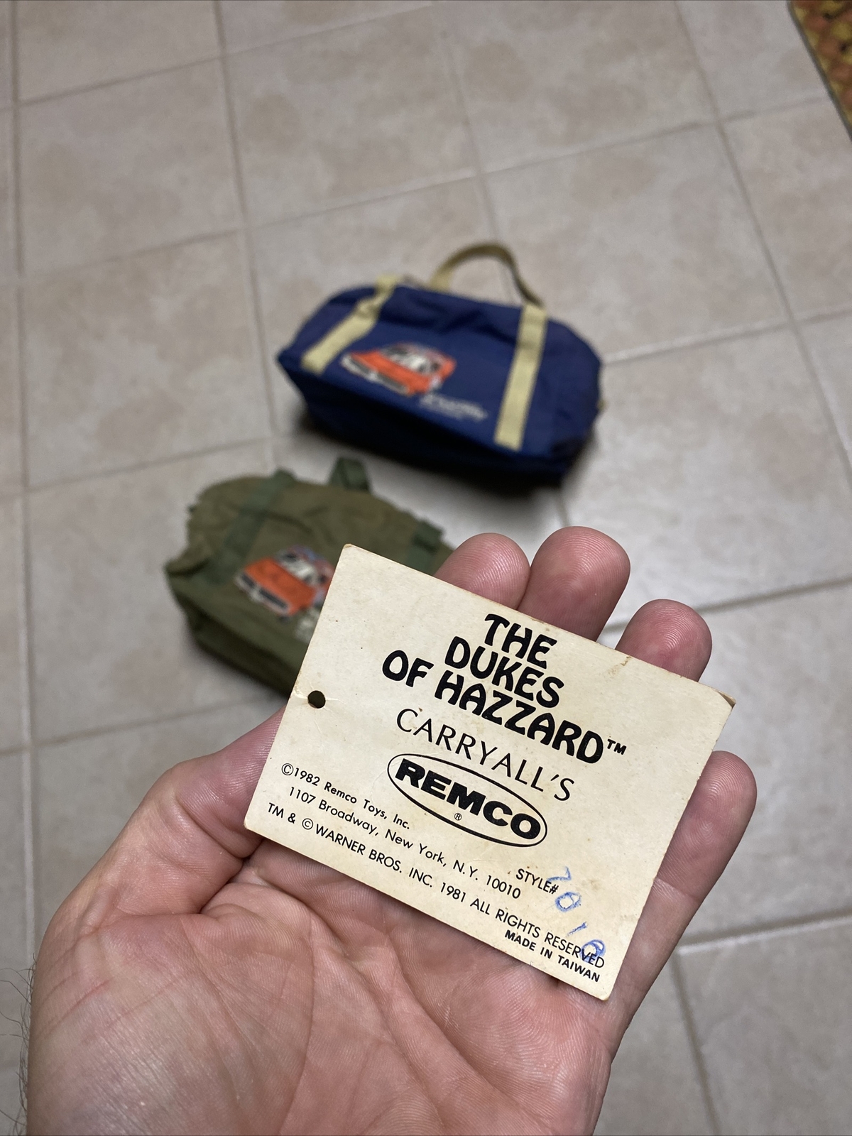 2 RARE Dukes of Hazzard CARRYALL BAGS REMCO 1981 General Lee Duffle ...