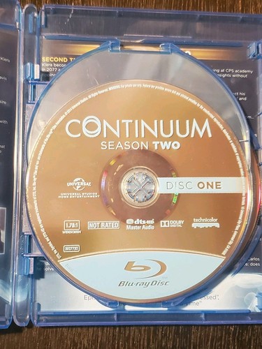 Continuum: Season Two (Blu-Ray, 2014) 3-Disc Set SyFy TV Series 2 Sci ...