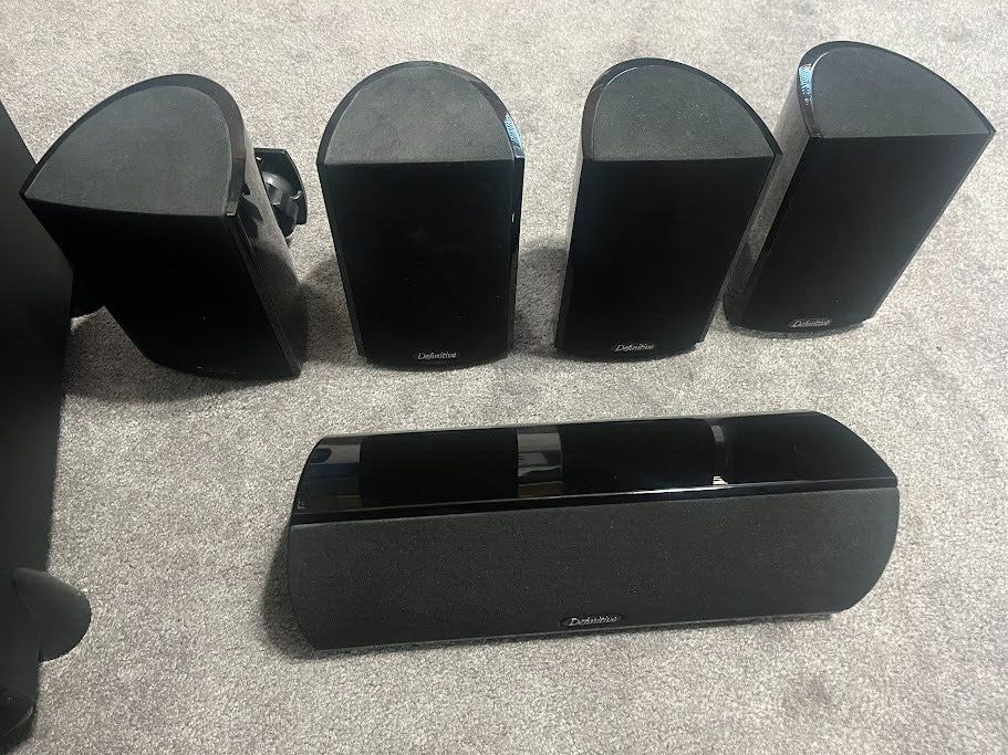 Definitive Technology - ProCinema 600 5.1-Channel Home Theater Speaker ...