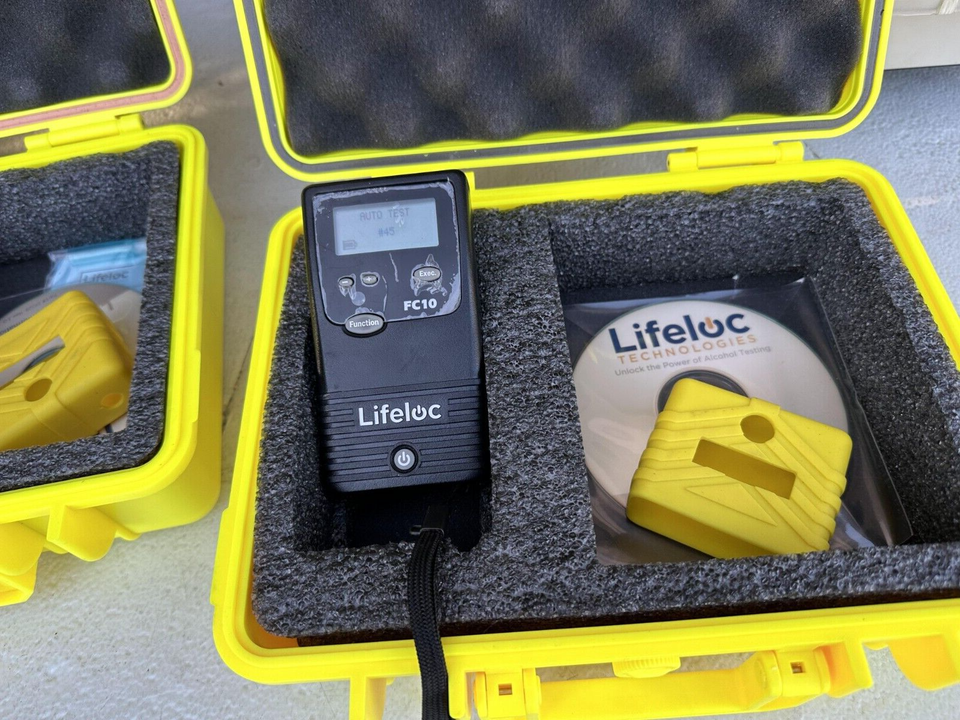 LIFELOC MODEL FC10 PROFESSIONAL BREATHALYZER PORTABLE DIGITAL ALCOHOL ...
