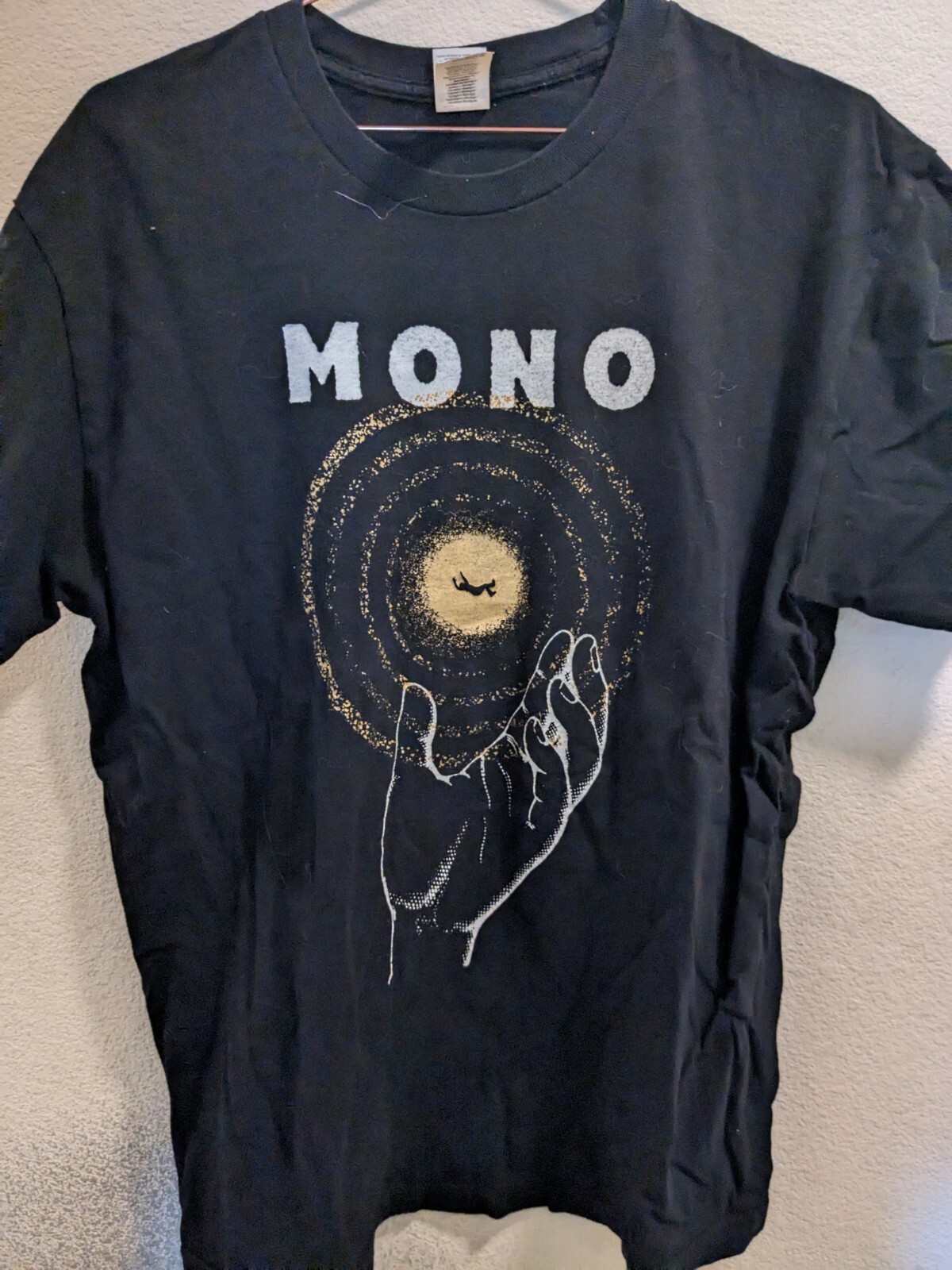 Mono (Japanese post rock/metal band) black T-shirt, L… - Gem