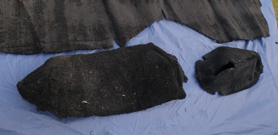 TRIUMPH STAG CARPET SET. 9 PIECES. NEW OLD STOCK. | eBay UK