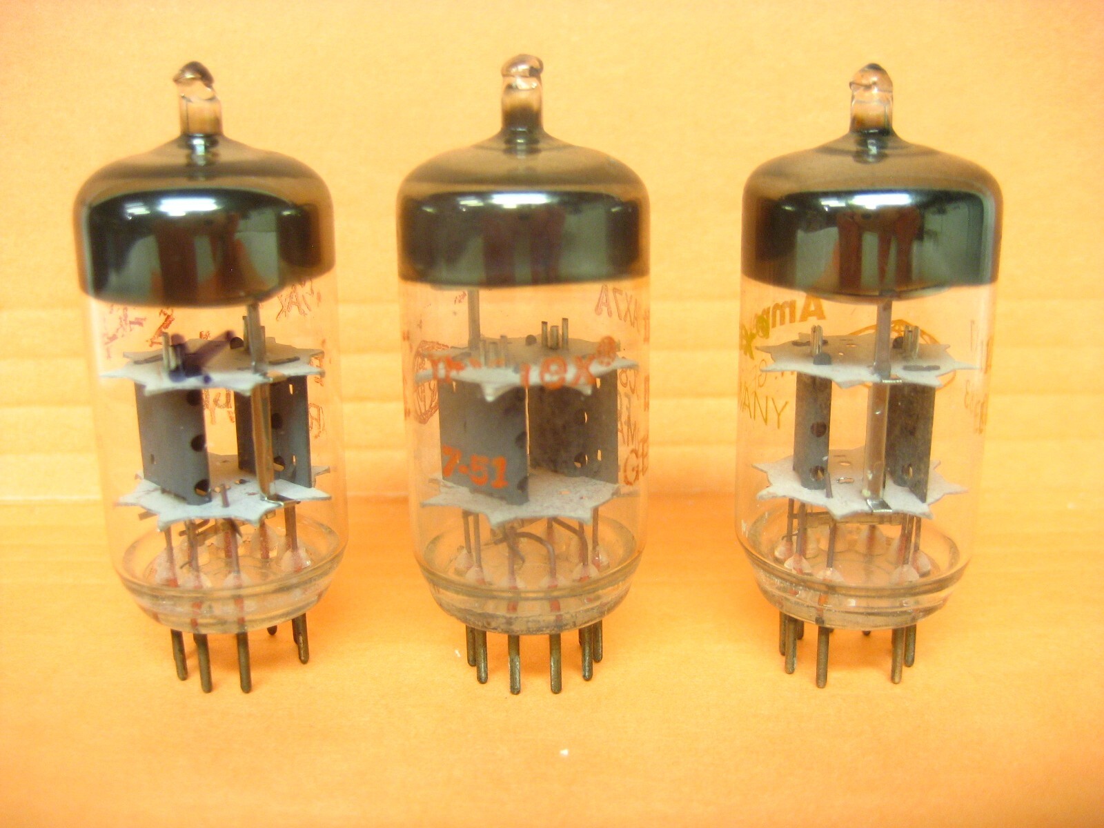 Lot Of 3 12AX7 & 12AX7A Amperex Tubes, Made In Germany, 2 Test Good, 1 ...