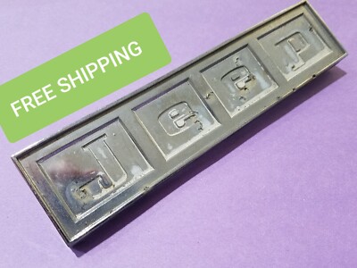 Bin#24 USED Jeepster, Jeep Commando, Jeep tailgate emblem letters ...