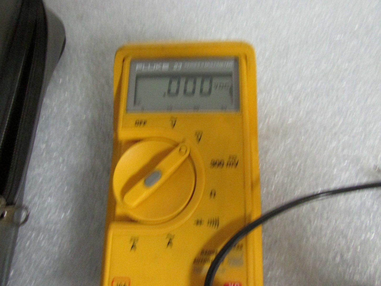 Fluke 23 Series Multimeter With Fluke Leads for sale online | eBay