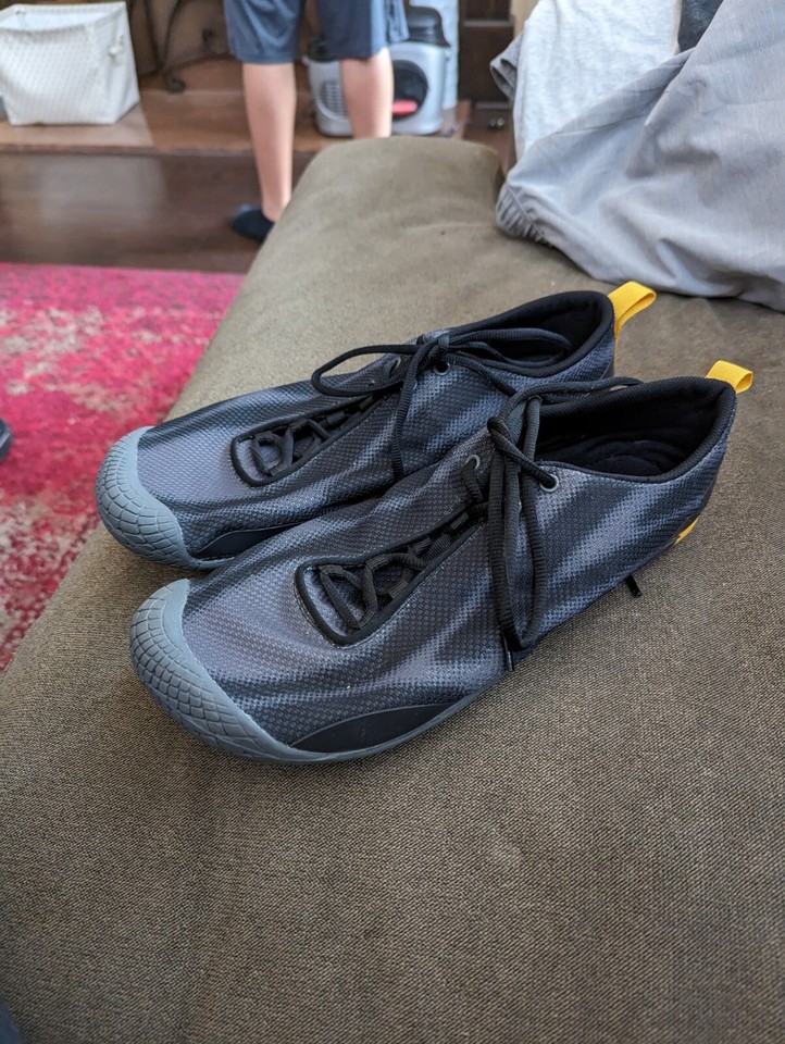 Tesla Bare Trek Running Shoes Men 12 Minimalist Sneakers Black Barefeet ...