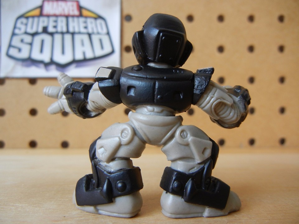 Marvel Super Hero Squad ULTIMATE WAR MACHINE from Genius of Tony Stark ...