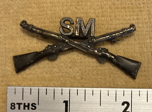 WW1 era, US Army infantry officers SM collar insignia, Pin Back Dark ...