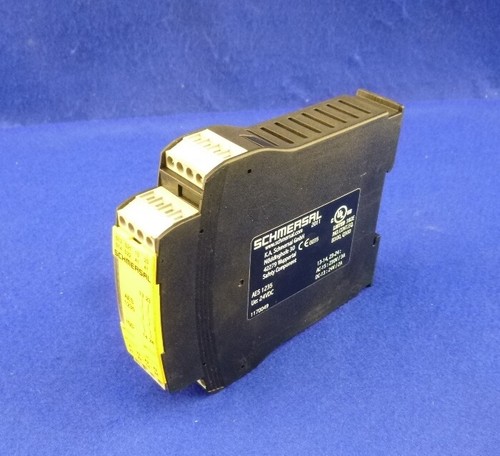 Schmersal Sicherheitsrelais AES 1235 / 1170049 / AES1235 | eBay.de