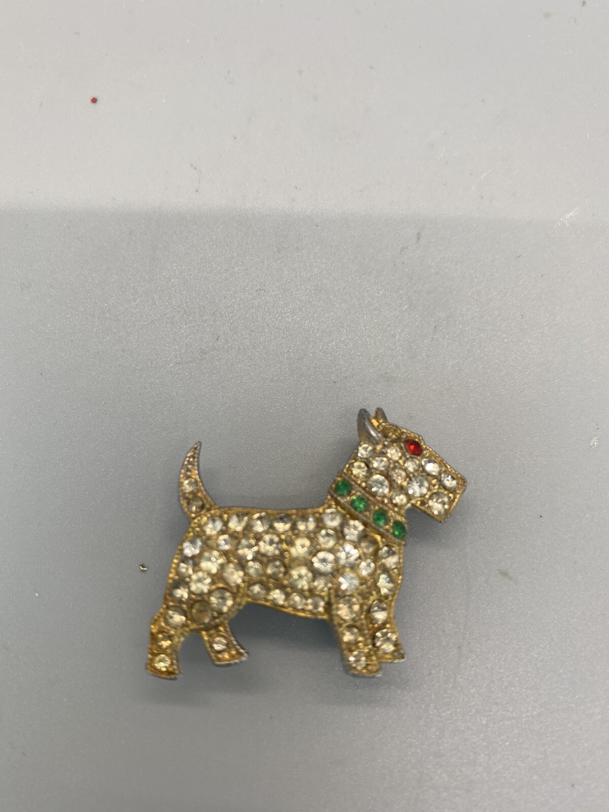 Beautiful VINTAGE Scottie Scotty Dog Pin / Brooch PAV… - Gem