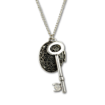 Locket AND KEY NECKLACE Boho Chic DIY Photo Locket Charm 34" Long Metal ...