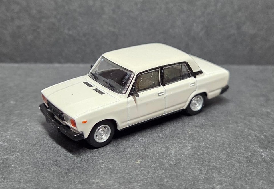 1/64 scale LADA 2105 Lada miniature car Russian car #QY8SMP | eBay