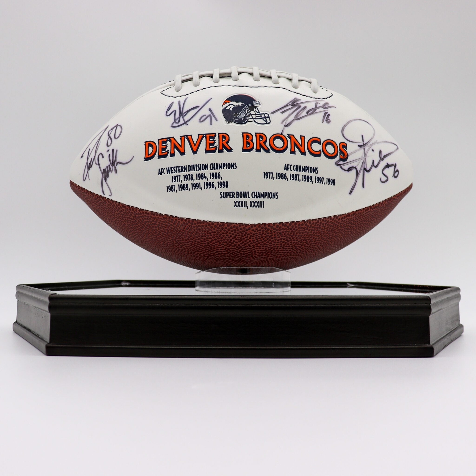 Autographed Denver Broncos Back-To-Back Super Bowl Champions Team ...