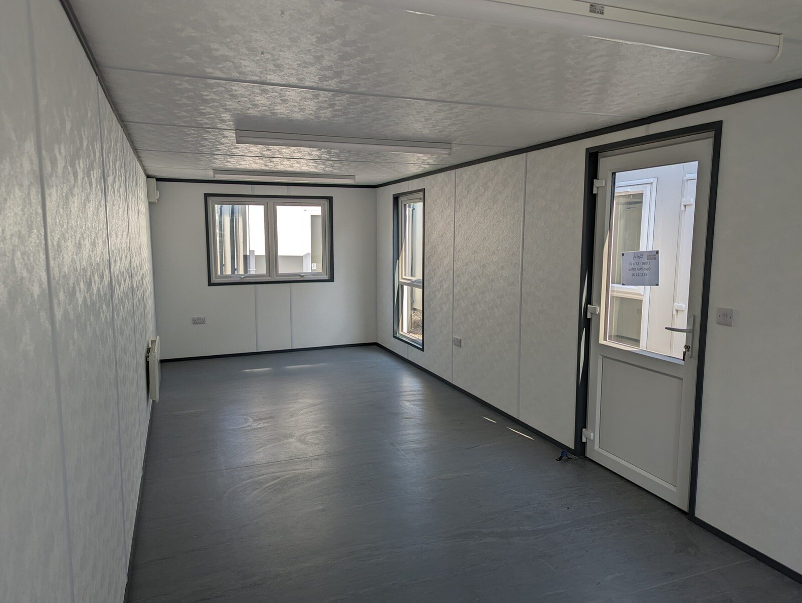 Brand new 32ft site welfare office cabin canteen staff room building ...