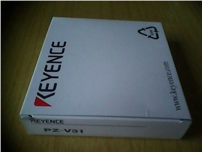 Eins Neu Keyence PZ-V31 Quadratisch Reflektierend Photolectric Sensor ...