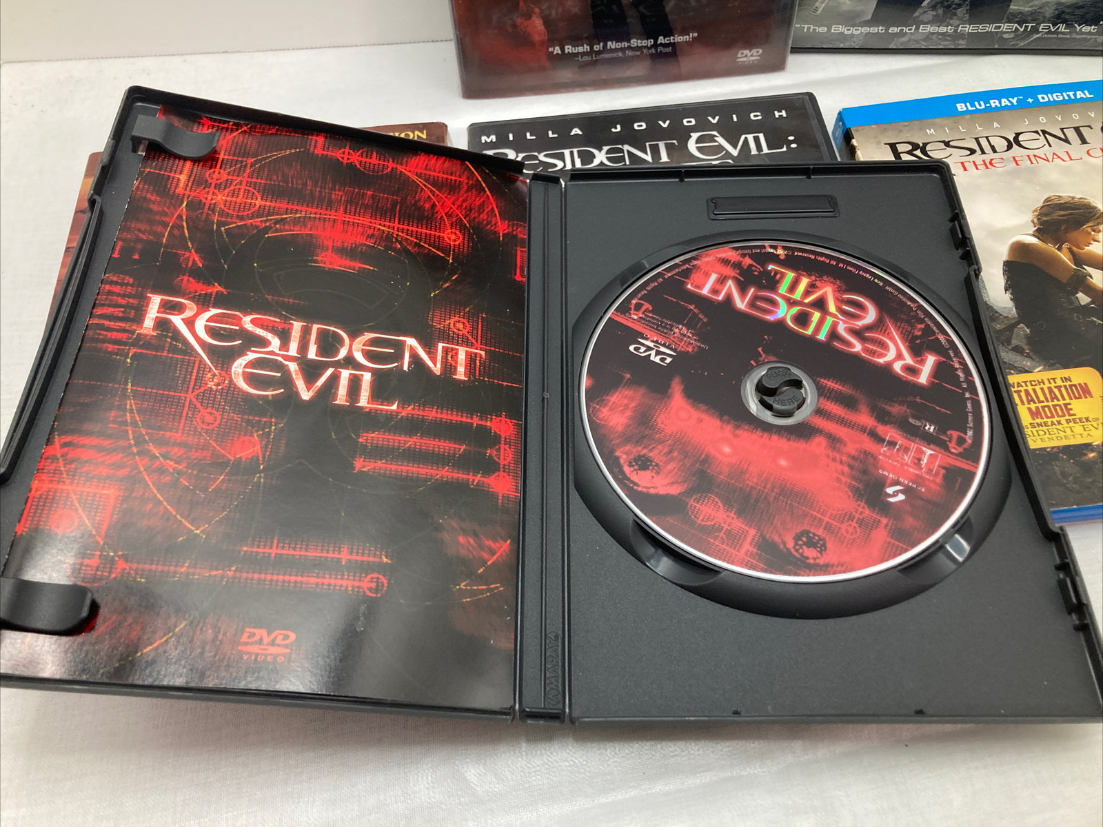 Lot Of 6 Resident Evil Movies DVDs/Blu-Ray, Action Packed Zombie Terror ...