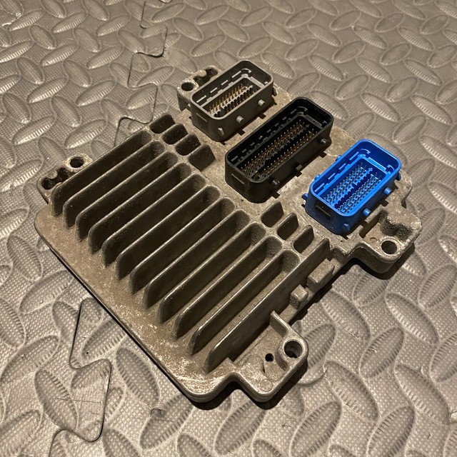 2006 GM 5.3 6.0 Liter Engine Computer 12596679 Programmed to Your VIN ...