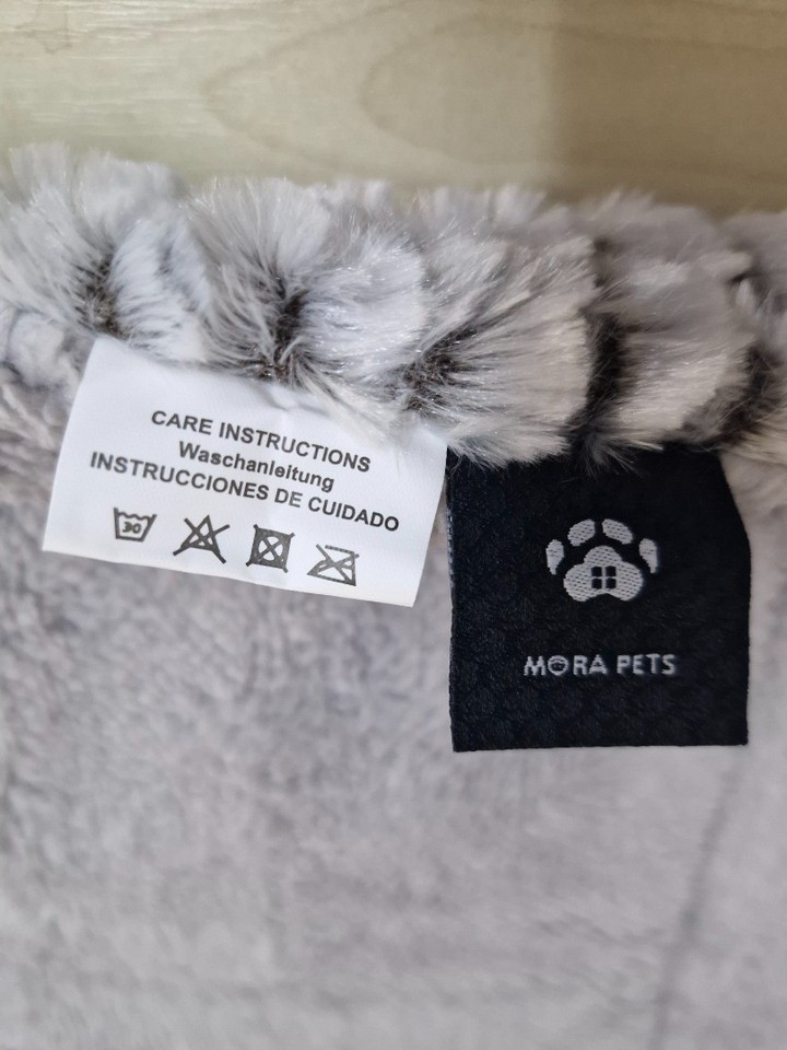 Mora Pets Self Heating Pet Mar in Grey 56×43cm CG S67 | eBay UK
