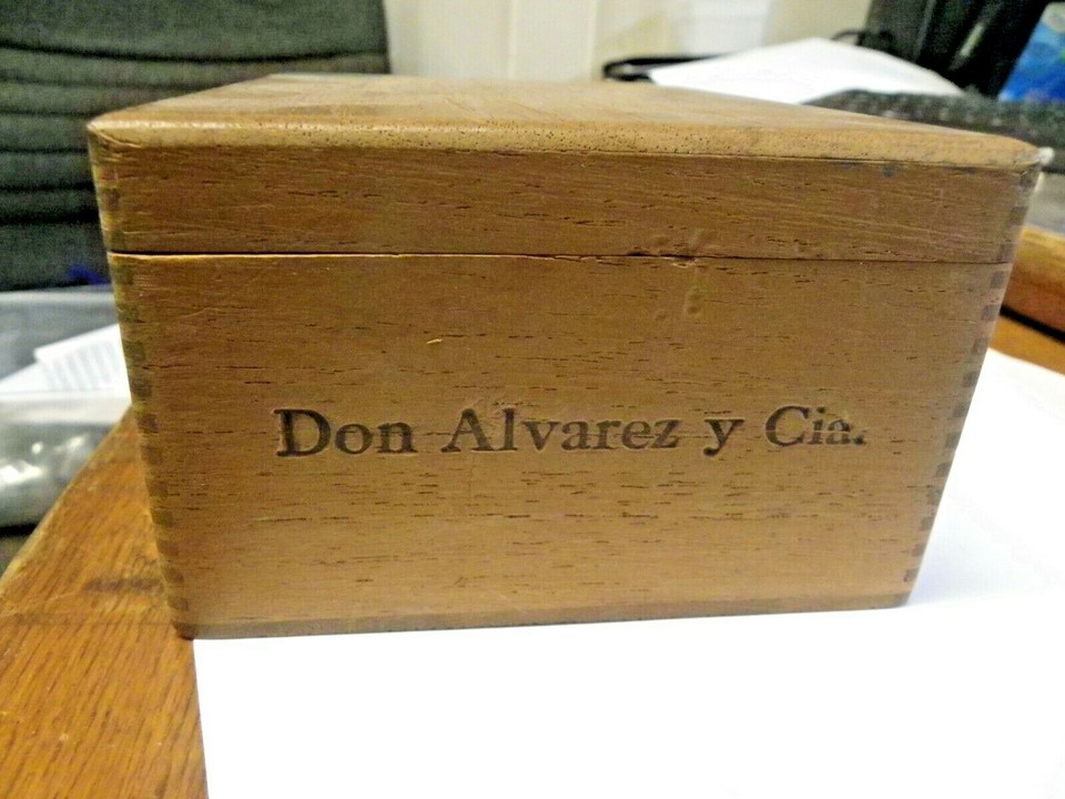Wood Cigar Box Donna Tampa Don Alvarez Y CIA Tampa Florida LIDO | eBay