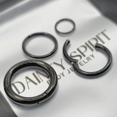 Black Hinged Piercing Clicker Seamless Cartilage Earring Lip Ring ...