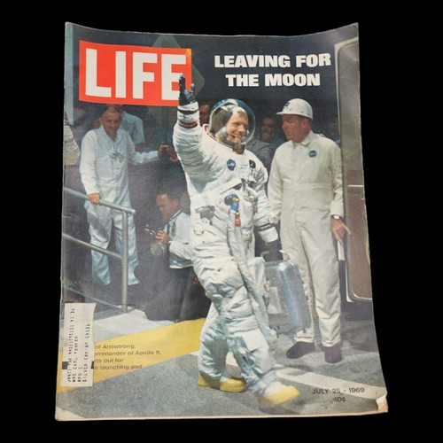 VINTAGE APOLLO 11 LEAVING FOR MOON LIFE MAGAZINE NEIL ARMSTRONG | eBay