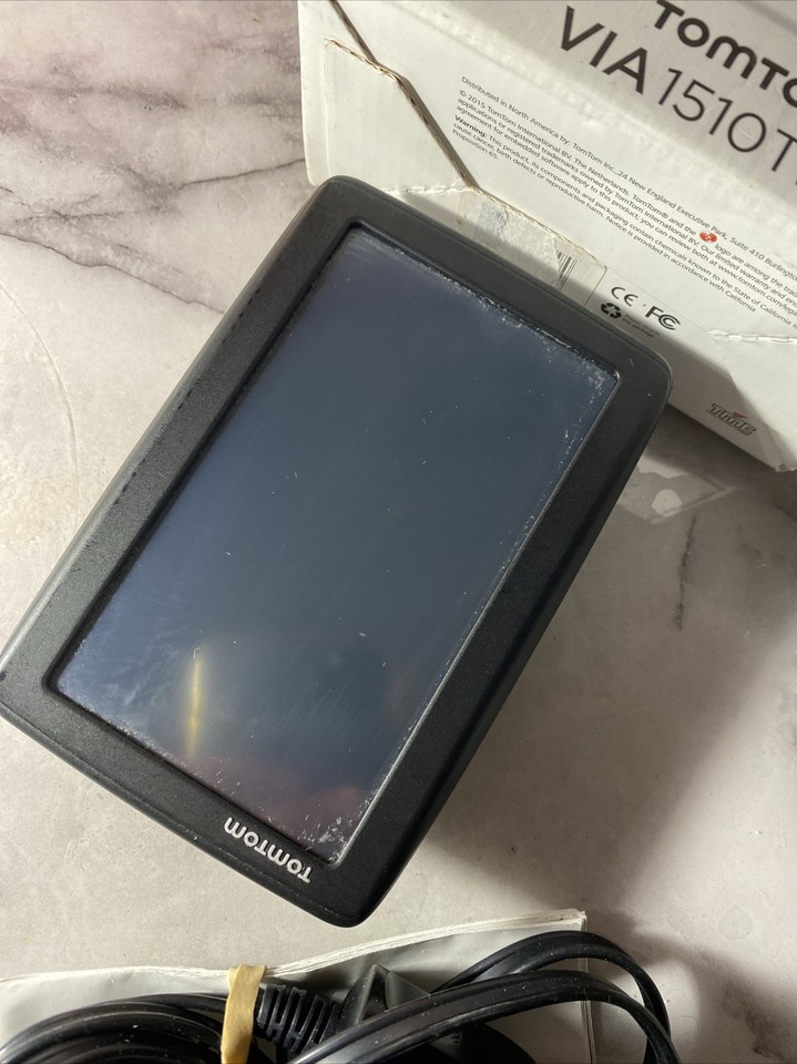 TOMTOM Bundle 4EN52 Z1230 GPS Car Navigation Unit 5 Inch Screen + Cable ...