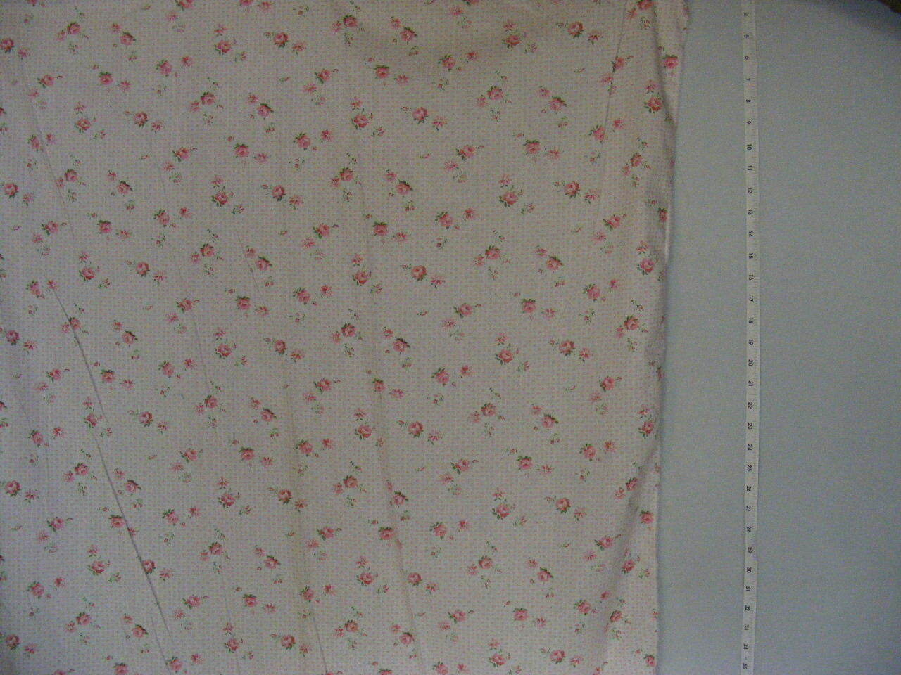 Cheater Quilt Top Material By The Yard,N135,"Roses Against Cream ...