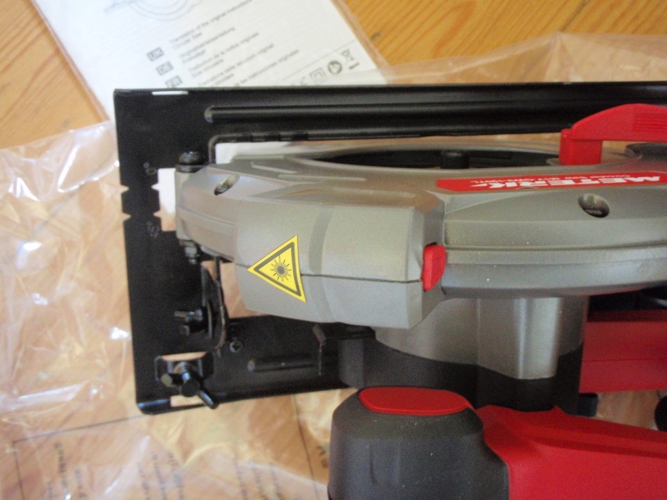 Meterk Circular saw built in laser c/w 2 blades | eBay UK