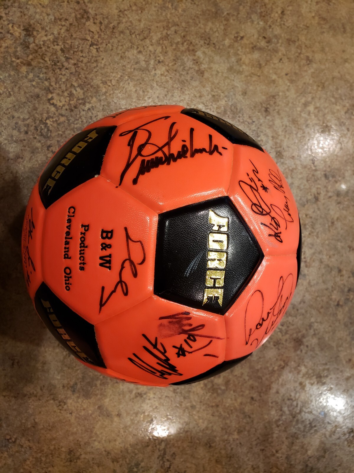 1987-88 Vintage CLEVELAND FORCE Team Autographed MISL Soccer Ball- 25 ...