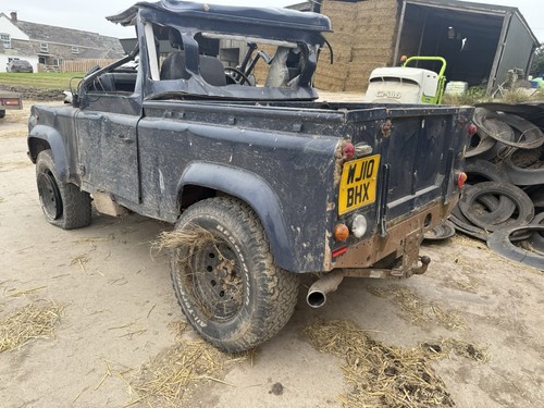 2010 Land Rover Defender 90 Tdci 60,000 Miles, Damaged, Salvage. | eBay UK
