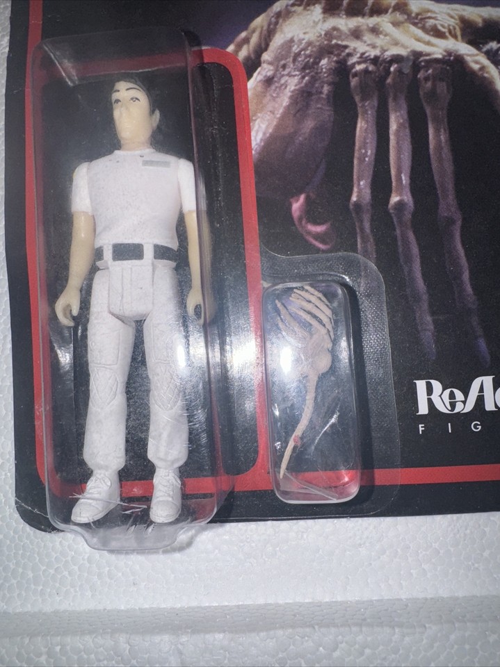 Alien Kane with Facehugger Funko ReAction 3.75 Inch Action Figure (2014 ...