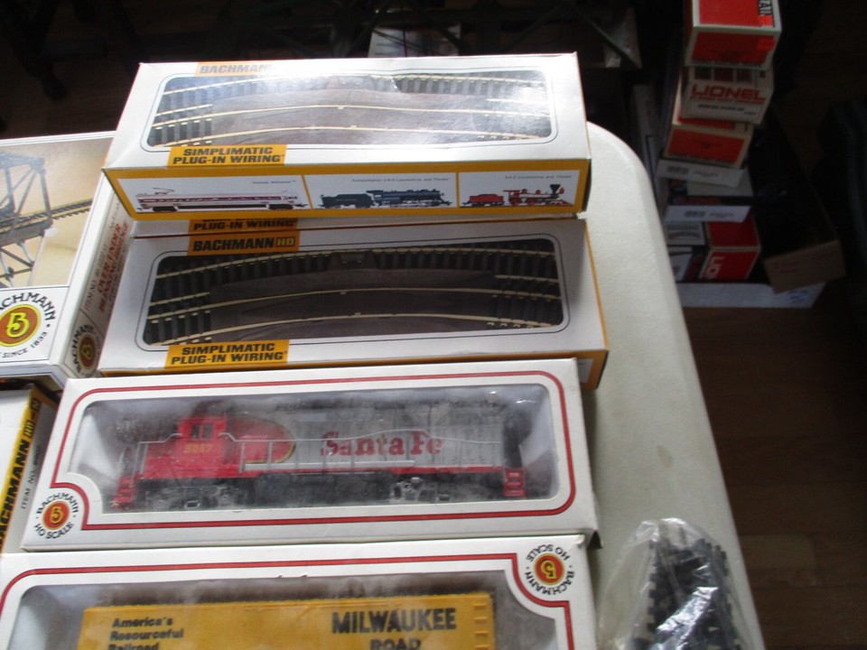 HO Scale Set And Acc. Bridge, Trestle Set, Extra Track. Very Good Shape ...