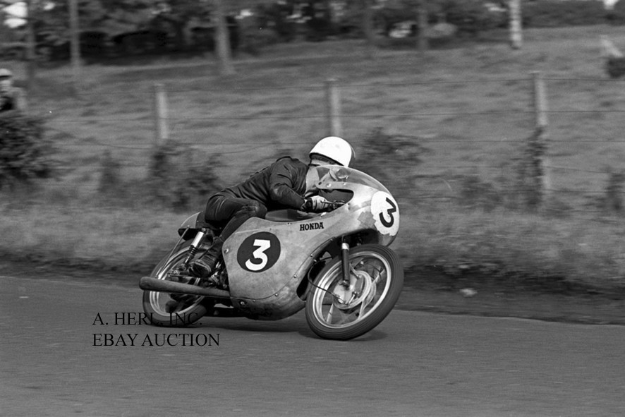 Honda RC 145 125cc twin & Tanaka – Italian GP – Monza 1962 racing photo ...